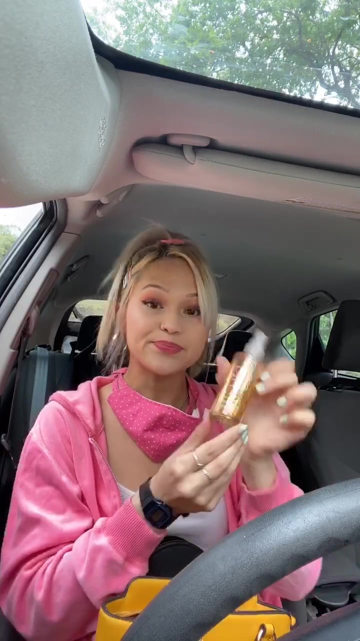 Isabella Sosa Net Worth, TikTok, Age, Height, Early Life, Bio, Career ...