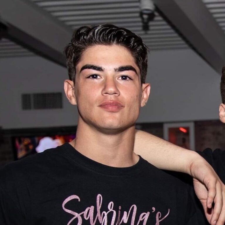 Anthony Perlongo Net Worth, Age, Height, Weight, Early Life, Career ...