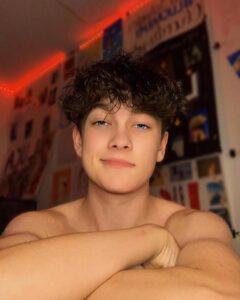 Luca Schaefer-Charlton Net Worth, Age, Height, Weight, Early Life ...