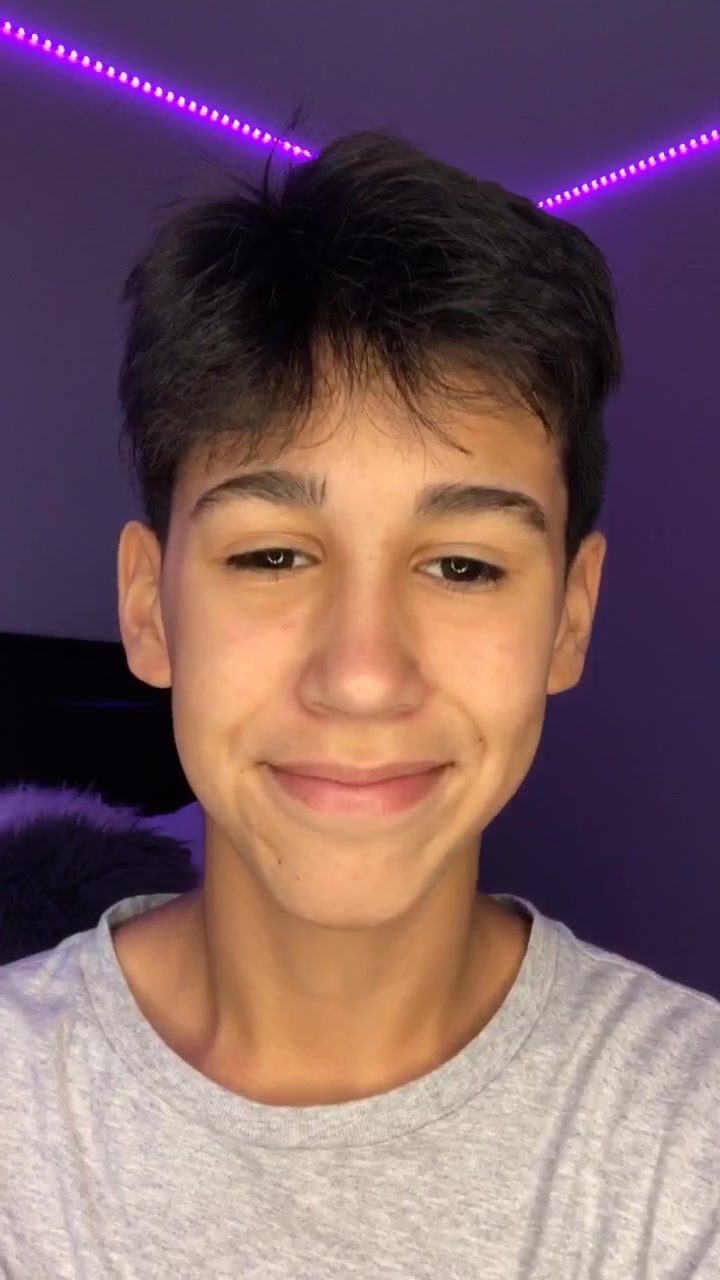 Gabe Fernandez Net Worth, Age, Height, Weight, Early Life, Career, Bio ...