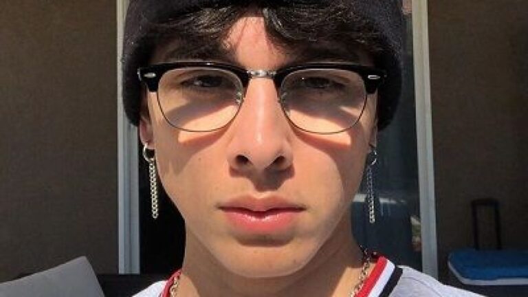 Adrian Rodriguez Net Worth, Age, Height, Weight, Early Life, Career ...