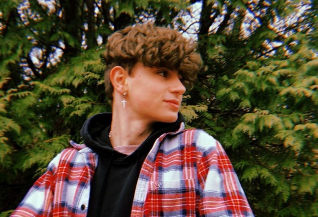 Carson Bennett Net Worth, Age, Height, Weight, Early Life, Career, Bio ...