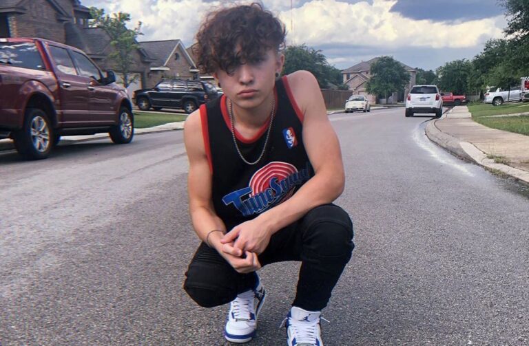 Mathew Valenzuela Net Worth, Age, Height, Weight, Early Life, Career ...