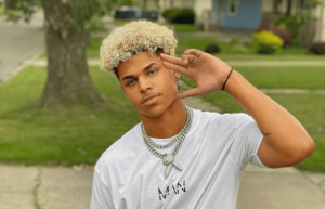 Prettyboiballo Net Worth, TikTok, Age, Height, Bio, Early Life, Career ...
