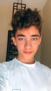 Gabe Fernandez Net Worth, Age, Height, Weight, Early Life, Career, Bio ...