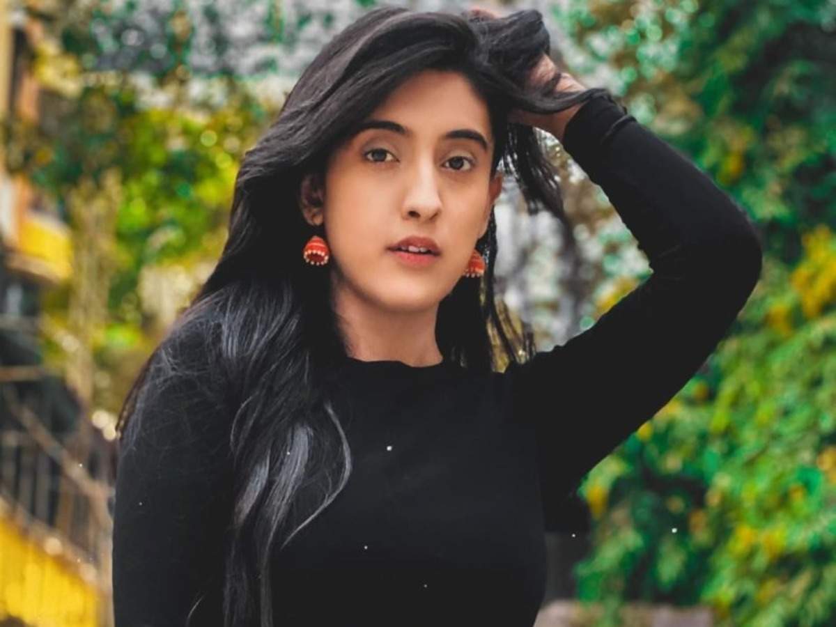 Sameeksha Sud Net Worth, Age, Height, Weight, Early Life, Career, Bio ...