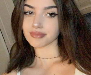 Melody Nafari Net Worth, Age, Height, Weight, Early Life, Career, Bio ...