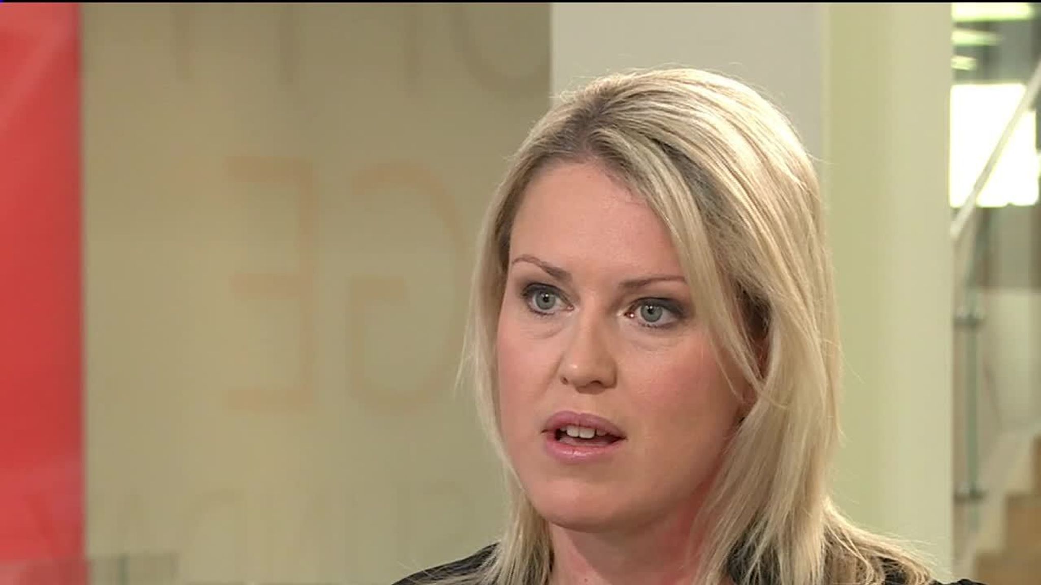 Jennifer Robinson Net Worth, Age, Height, Weight, Early Life, Career ...