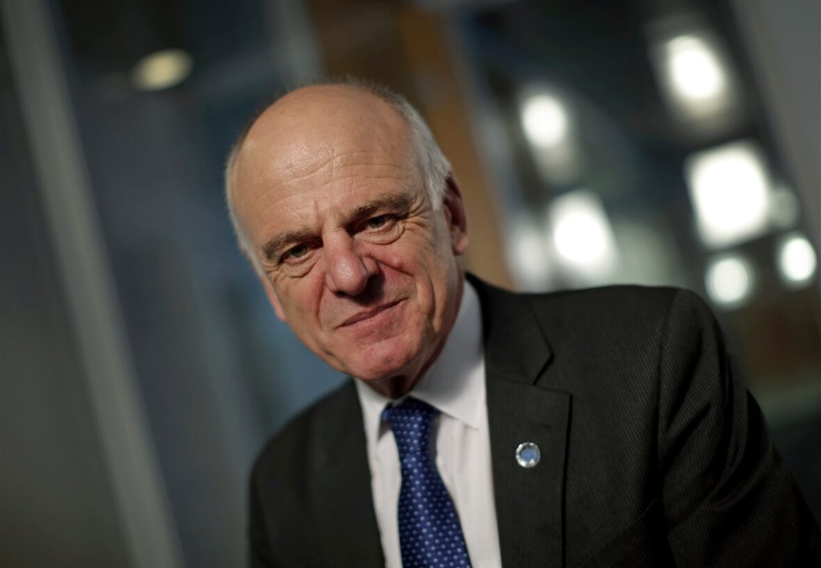 David Nabarro Net Worth, Age, Height, Weight, Early Life, Career, Bio ...