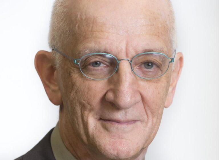 George Gluck Net Worth, Age, Height, Weight, Early Life, Career, Bio ...