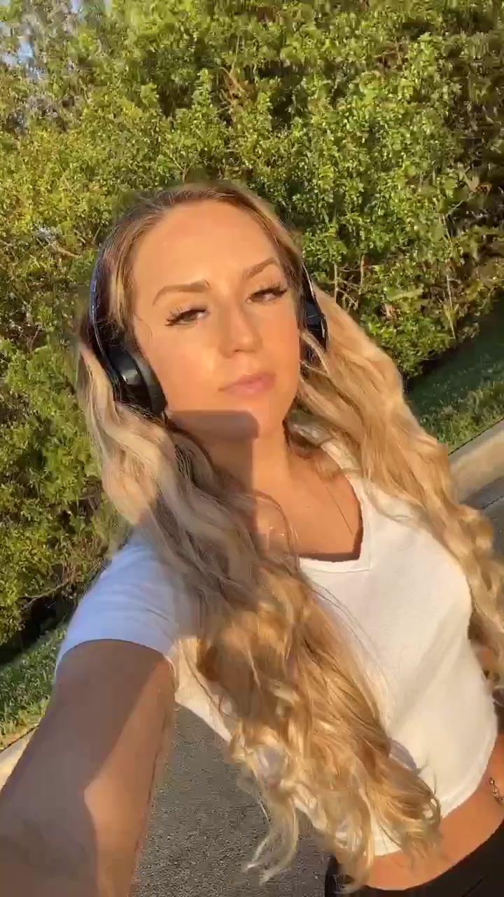 Shay Bae Net Worth, Age, Height, Weight, Early Life, Career, Bio ...