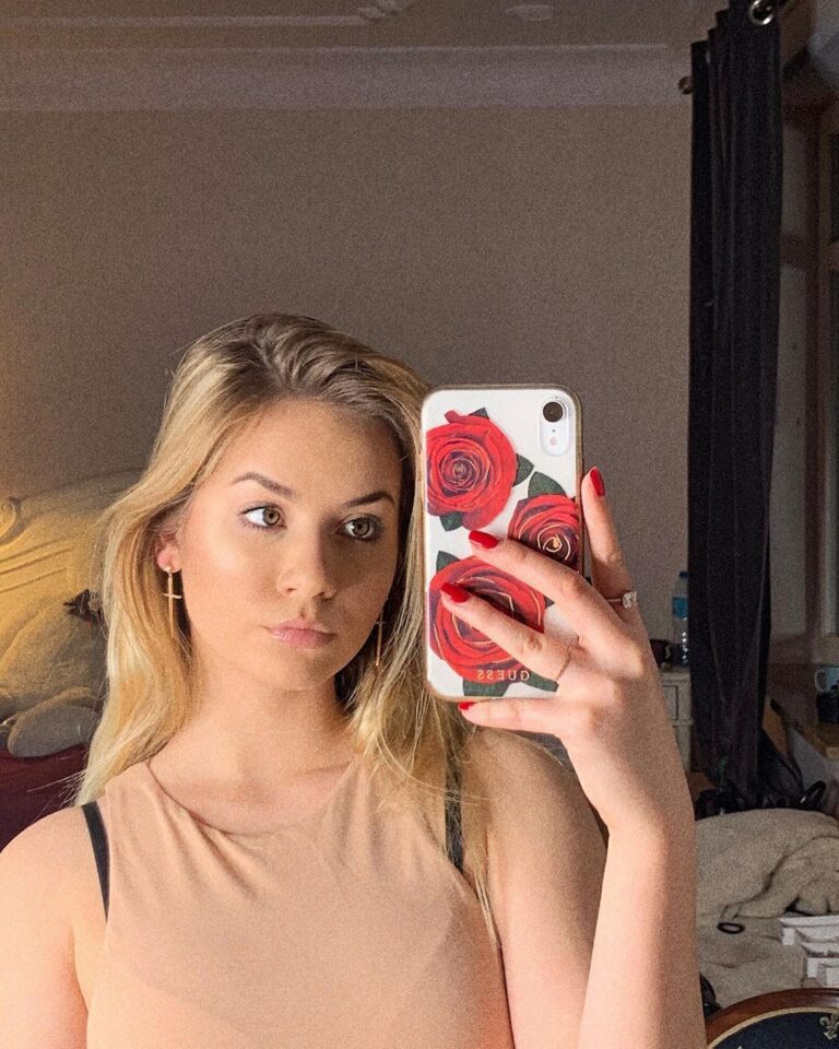 Julia Kostera Net Worth, Age, Height, Weight, Early Life, Career, Bio ...