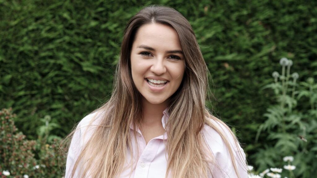 Meggie Foster Net Worth, Age, Height, Weight, Early Life, Career, Bio ...