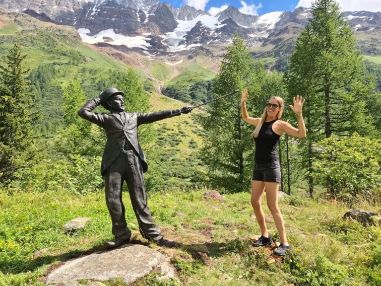 Laura Chaplin Net Worth, Age, Height, Weight, Early Life, Career, Bio ...