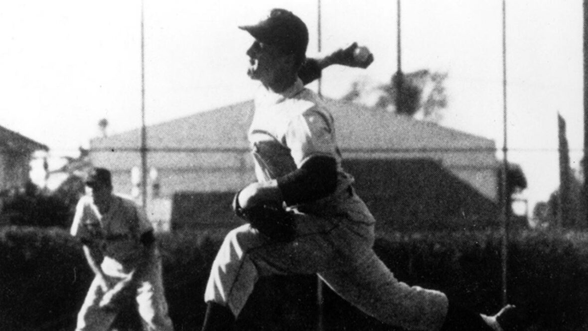 Tom Seaver Net Worth, Age, Height, Weight, Early Life, Career, Bio ...