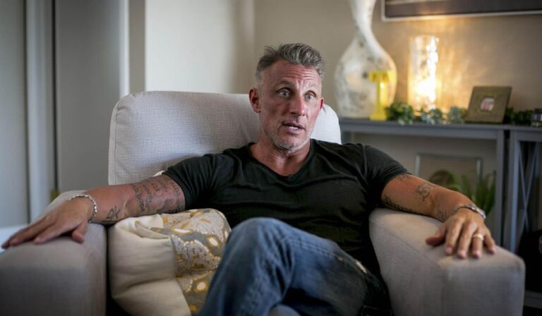 Tullian Tchividjian Net Worth, Age, Height, Weight, Early Life, Career ...