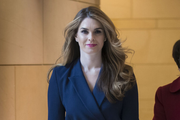 Hope Hicks Net Worth, Age, Height, Weight, Early Life, Career, Bio ...