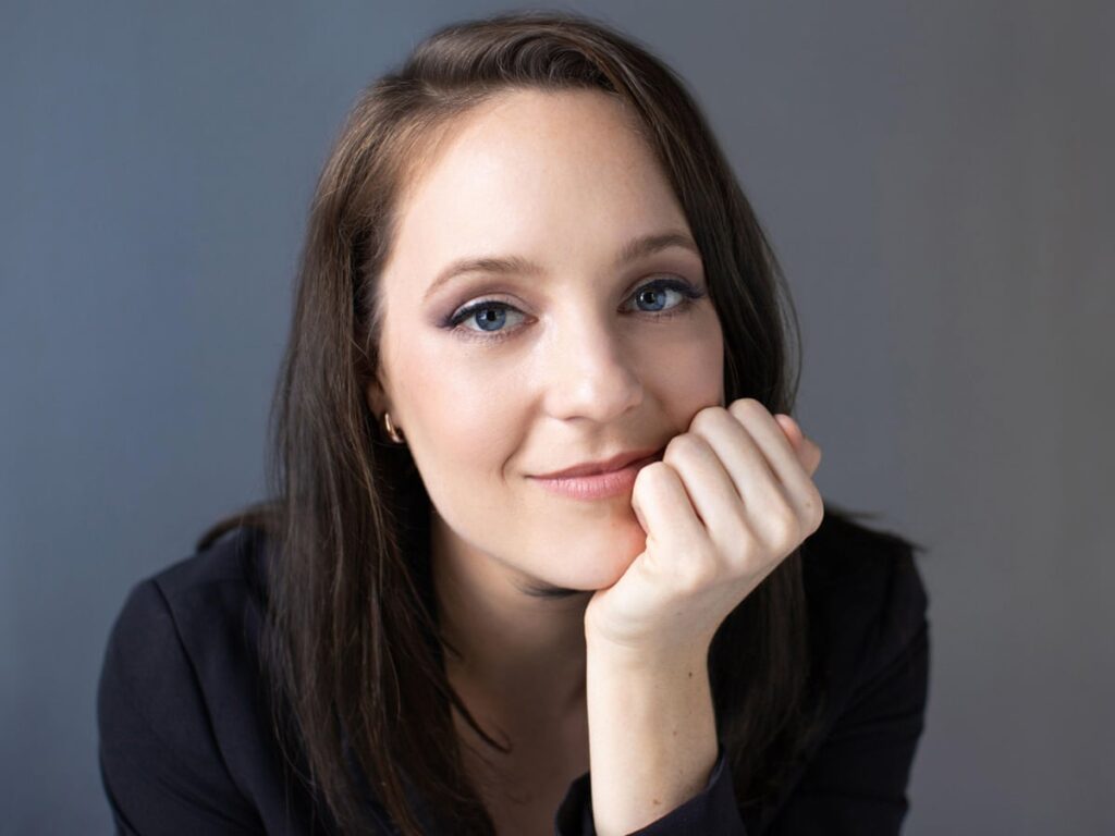 Sally Rugg Net Worth, Age, Height, Weight, Early Life, Career, Bio ...