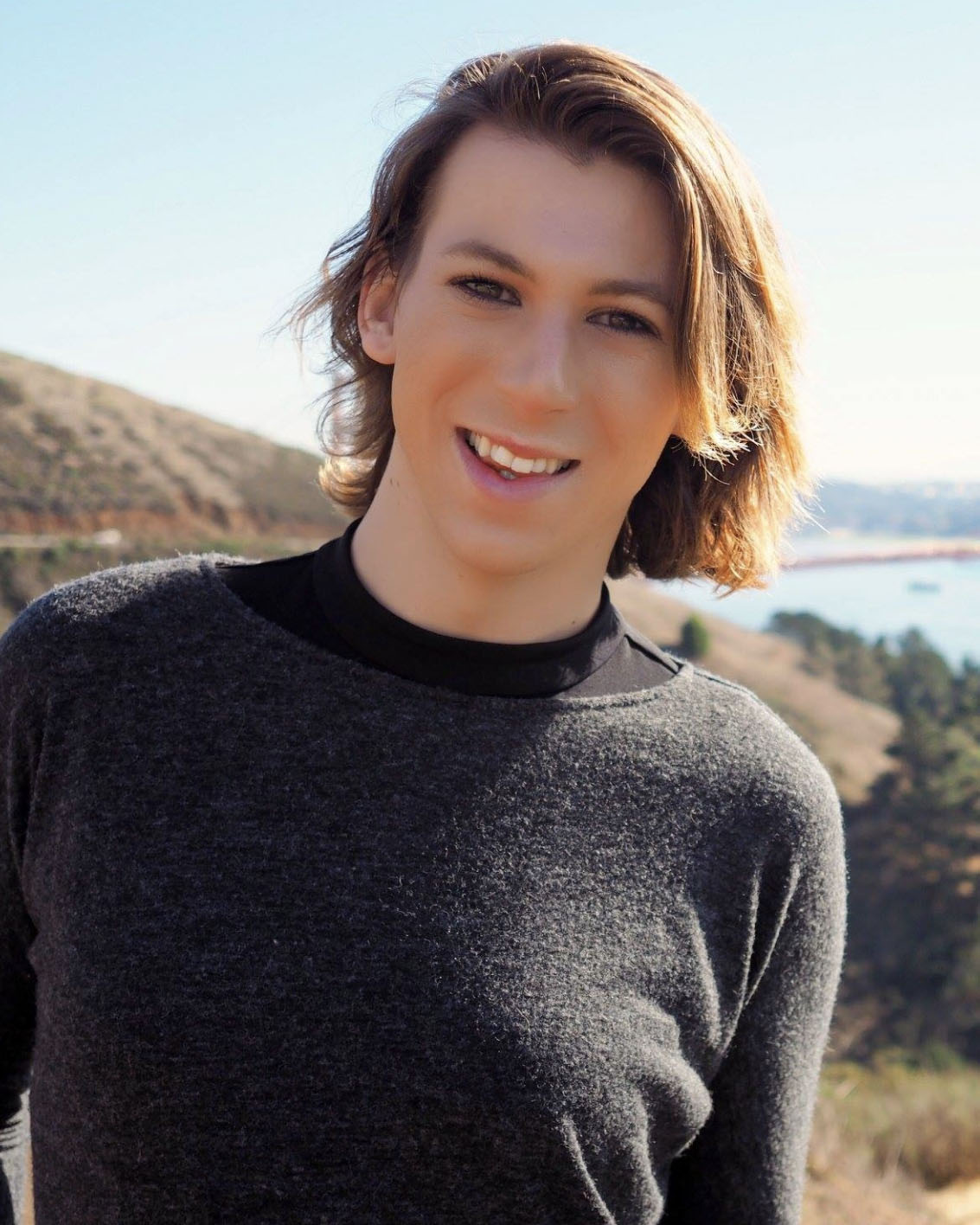 Taylor Small Net Worth, Age, Height, Weight, Early Life, Career, Bio ...