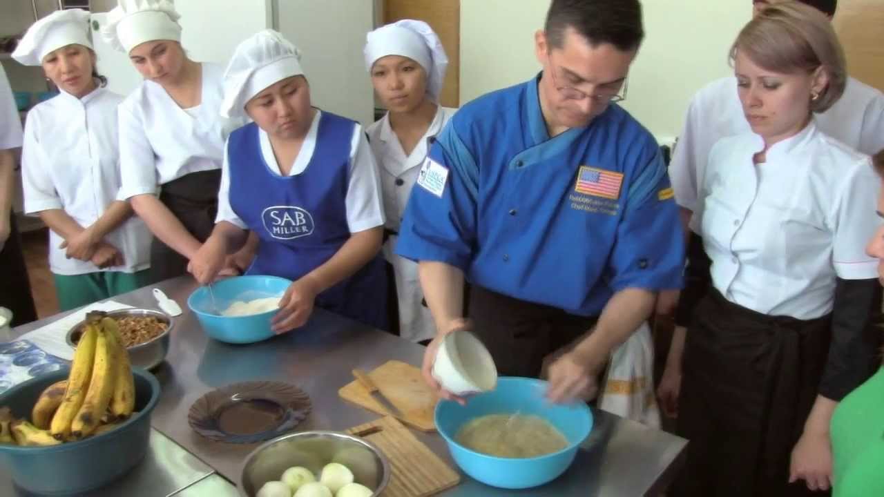 Chef Mark Tafoya Net Worth, Age, Height, Weight, Early Life, Career ...