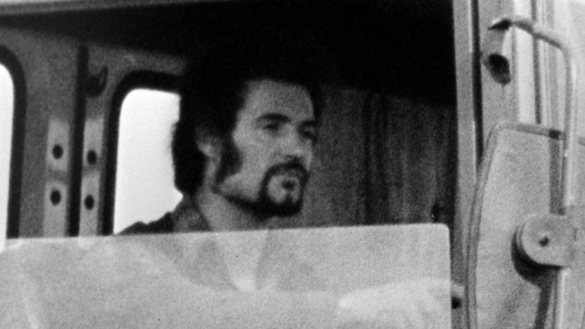 Peter Sutcliffe Net Worth, Age, Height, Weight, Early Life, Bio, Career ...