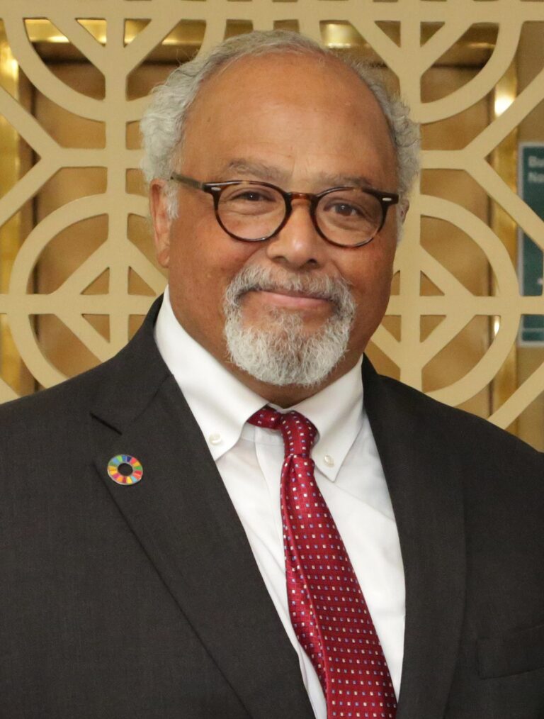 Dr. Eric Goosby Net Worth, Age, Height, Weight, Early Life, Career, Bio ...