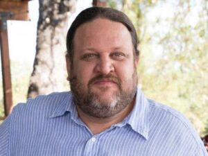 Chef Aaron May Net Worth, Age, Height, Weight, Early Life, Career, Bio ...