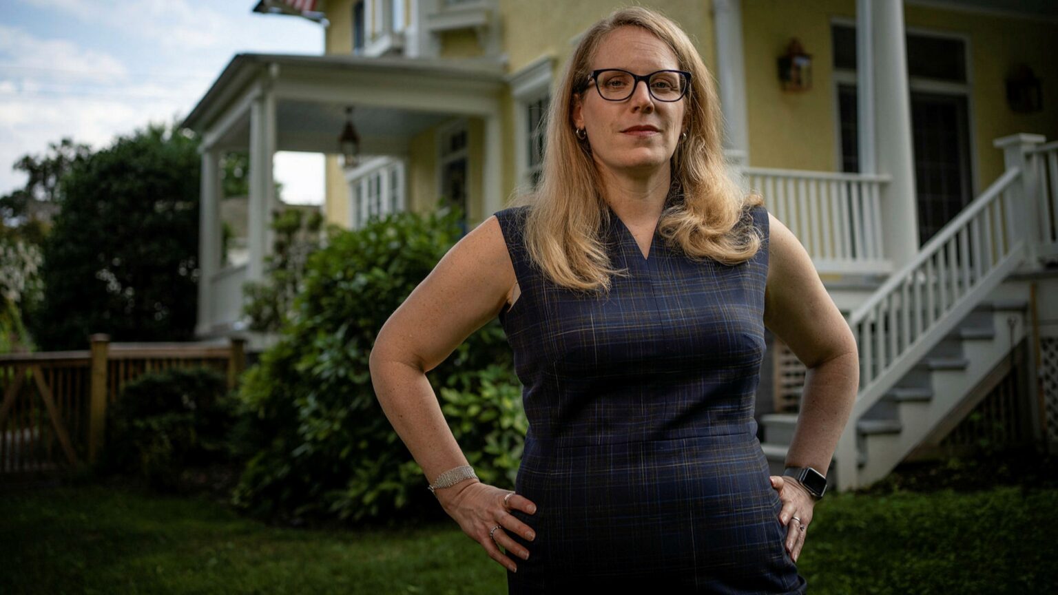 Natalie Quillian Net Worth, Age, Height, Weight, Early Life, Career ...