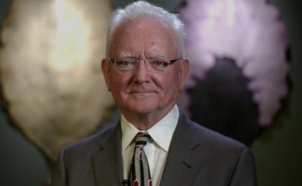 Dr. Roger Hodkinson Net Worth, Age, Height, Weight, Early Life, Career ...