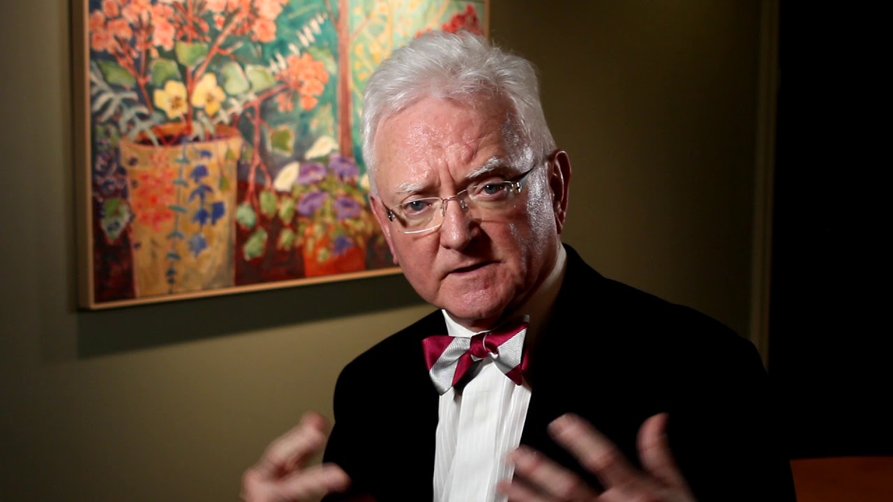 Dr. Roger Hodkinson Net Worth, Age, Height, Weight, Early Life, Career ...