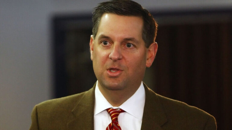 David Freed Net Worth, Age, Height, Weight, Early Life, Career, Dating ...