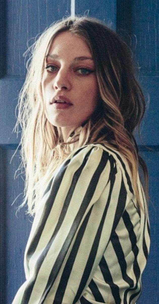 Janell Shirtcliff Net Worth, Age, Height, Weight, Early Life, Career ...