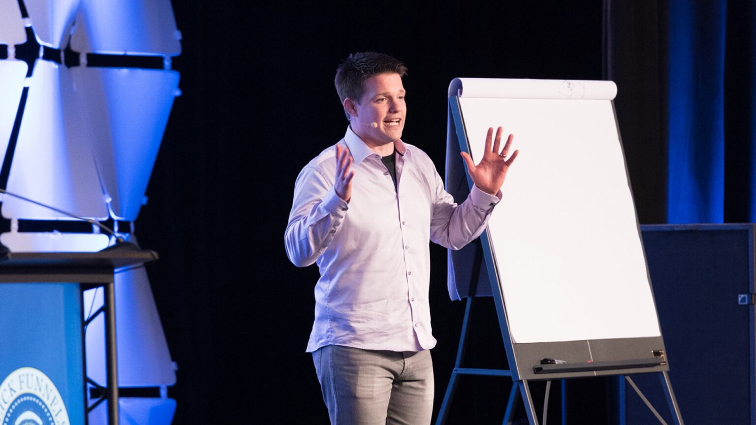 Russell Brunson Net Worth, Age, Height, Weight, Early Life, Career ...