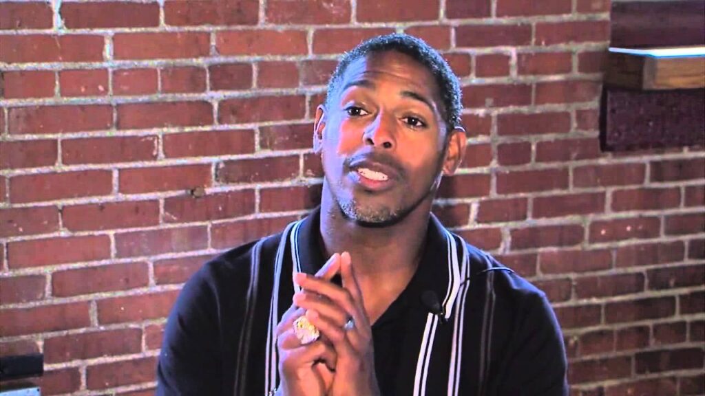 Vaughn Hebron Net Worth, Age, Height, Weight, Early Life, Career ...