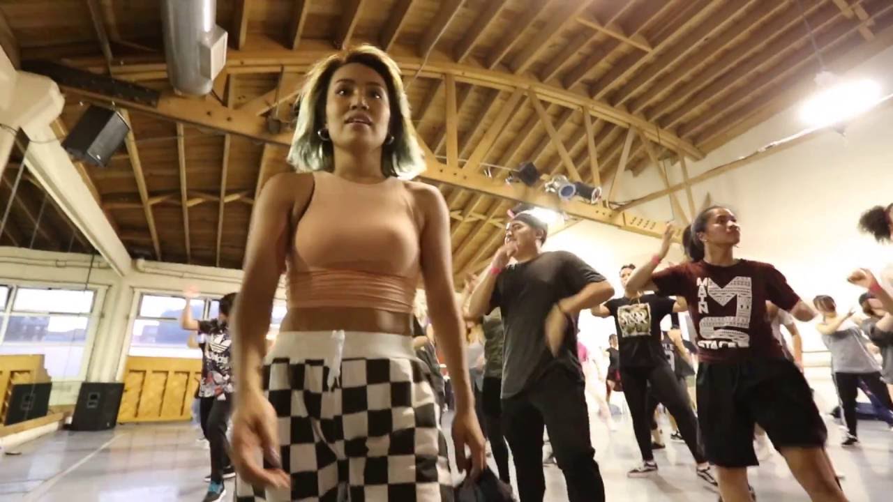 Rie Hata Net Worth, Age, Height, Weight, Early Life, Career, Dating ...