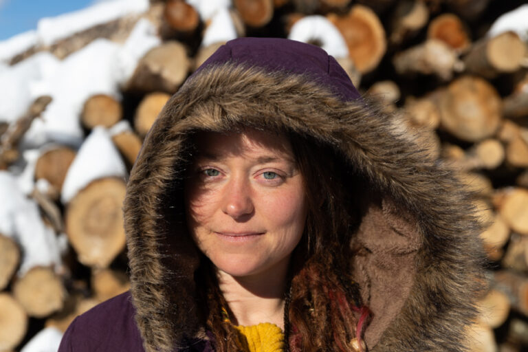 Edith Blais Net Worth, Age, Height, Weight, Early Life, Career, Dating ...