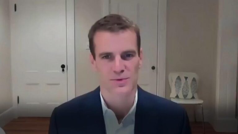 Dr. Stephen Hoge Net Worth, Age, Height, Weight, Early Life, Career ...