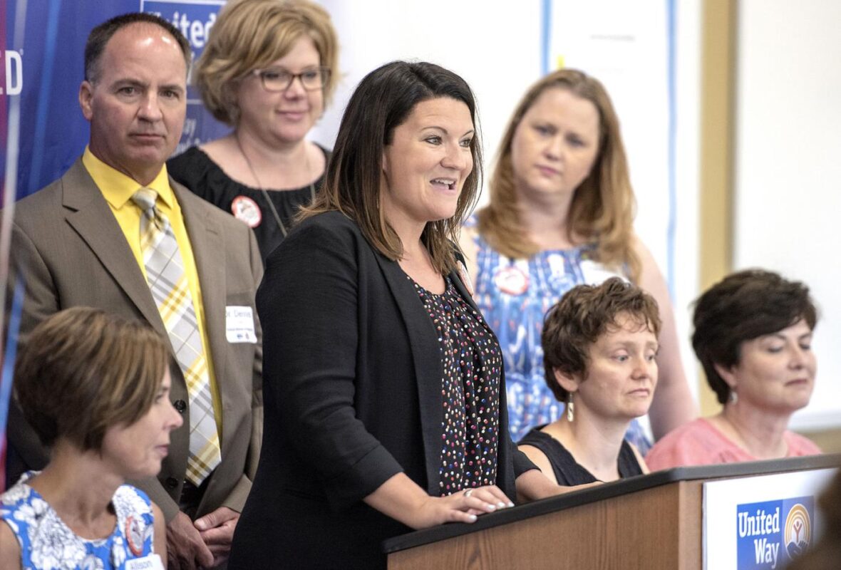 Mary Fanning Net Worth, Age, Height, Weight, Early Life, Career, Dating ...