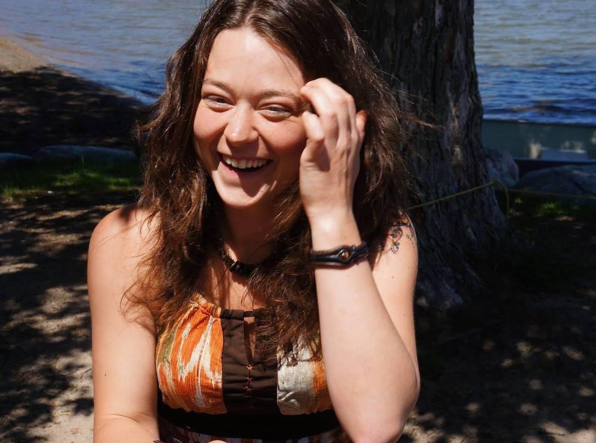 Edith Blais Net Worth, Age, Height, Weight, Early Life, Career, Dating ...