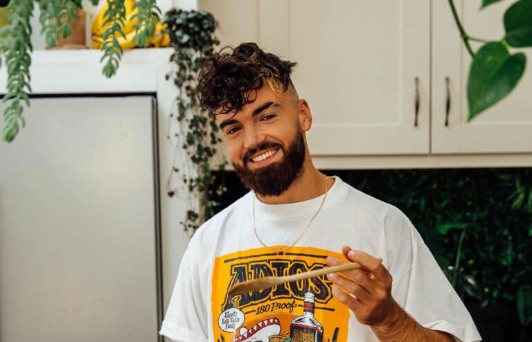 Gaz Oakley Net Worth, Age, Height, Weight, Early Life, Career, Dating ...