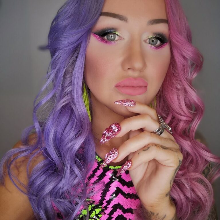 Kirsty Meakin Net Worth, Age, Height, Weight, Early Life, Career ...