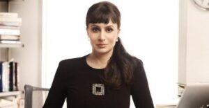 Dawn Bennett Net Worth, Age, Height, Weight, Early Life, Career, Dating ...