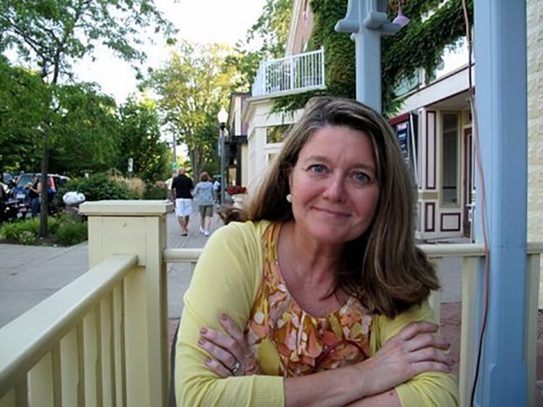 Connie Schultz Net Worth, Age, Height, Weight, Early Life, Career ...