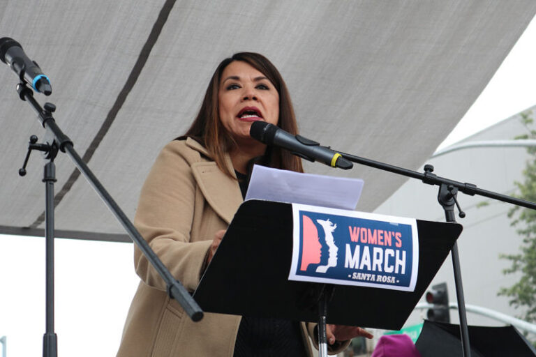 Esther Lemus Net Worth, Age, Height, Weight, Early Life, Career, Dating ...