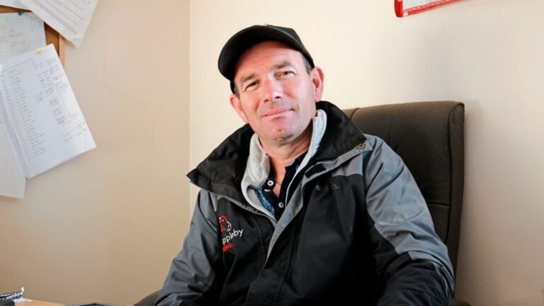 Mick Appleby Net Worth, Age, Height, Weight, Early Life, Career, Dating ...