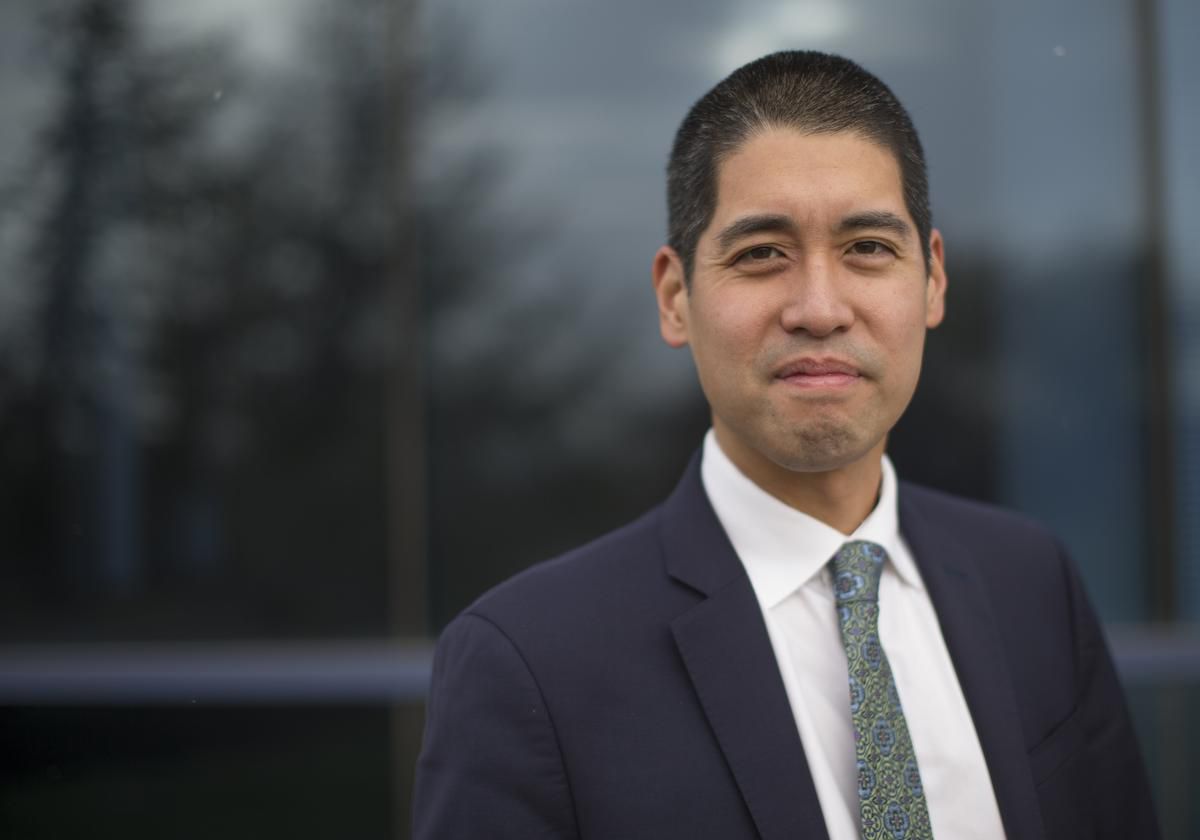 Dr. Lawrence Loh Net Worth, Age, Height, Weight, Early Life, Career ...