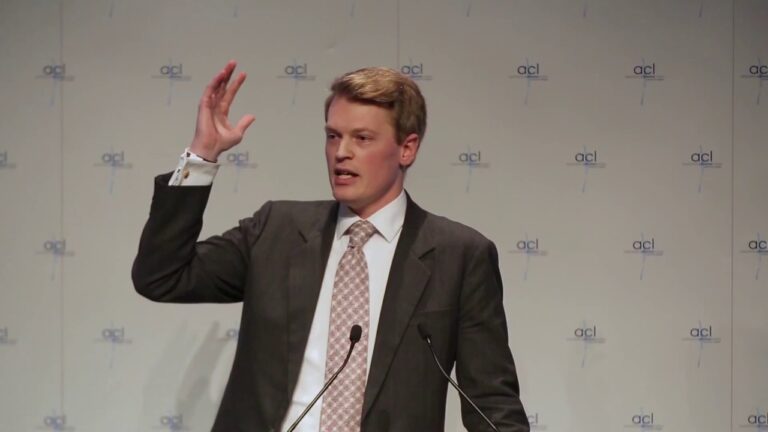 Martyn Iles Net Worth, Age, Height, Weight, Early Life, Career, Dating ...