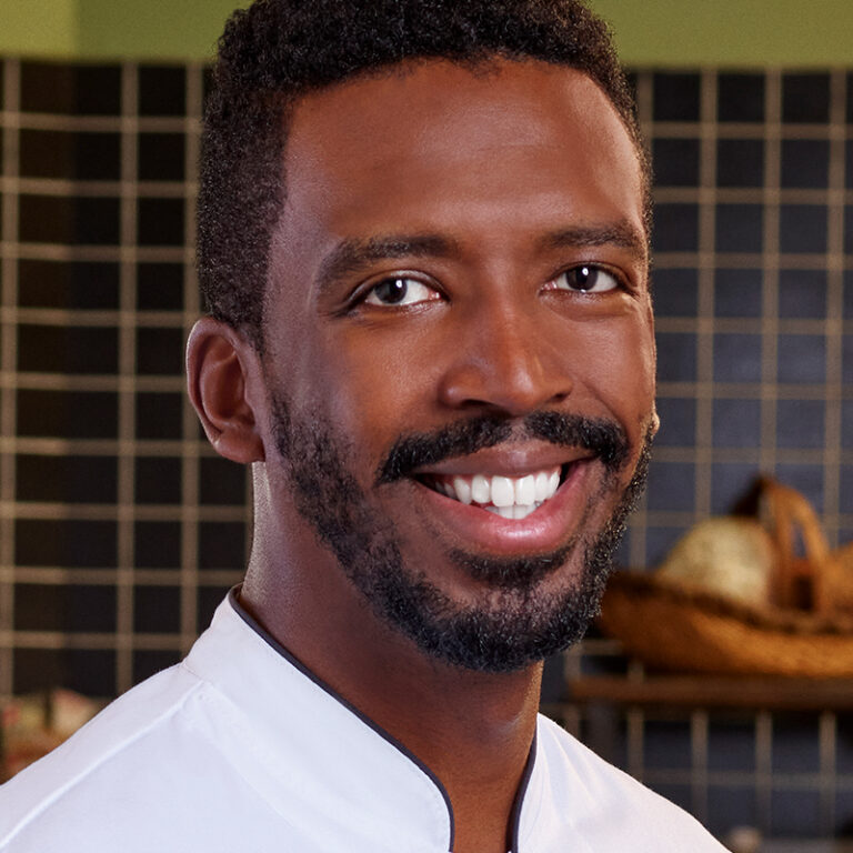 Chris Viaud Net Worth, Age, Height, Weight, Early Life, Career, Dating ...