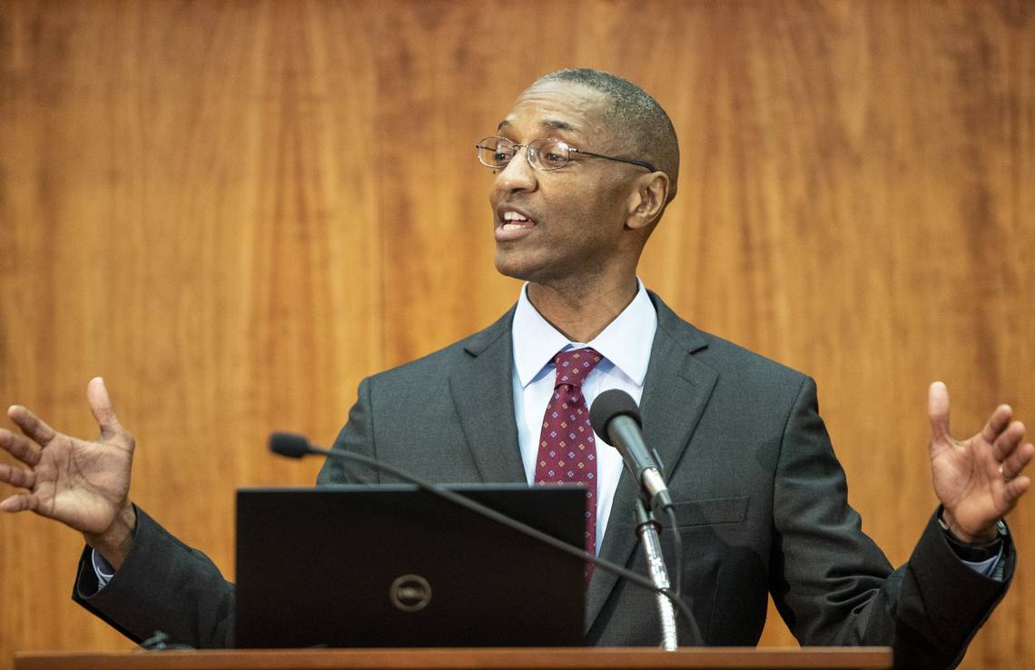 William Tate IV Net Worth, Age, Height, Weight, Early Life, Career ...