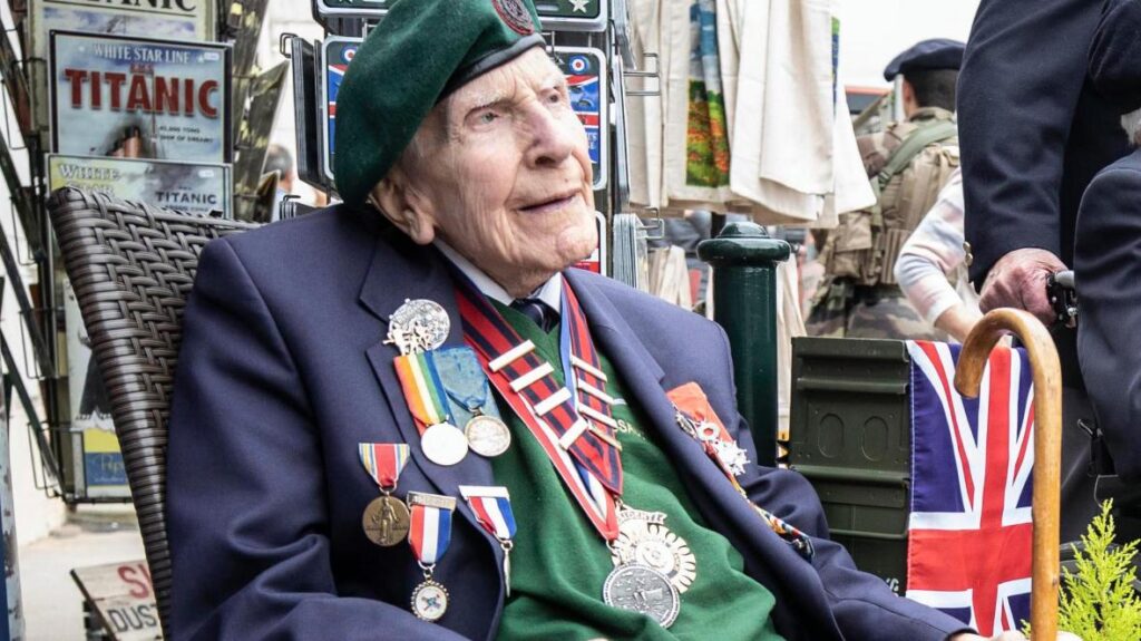 Harry Billinge Net Worth, Age, Height, Weight, Early Life, Career ...